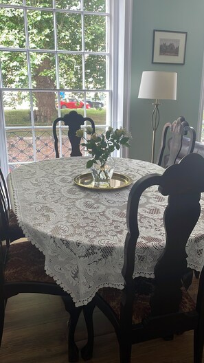 luxury 17th century city apartment in central Exeter Southernhay ...