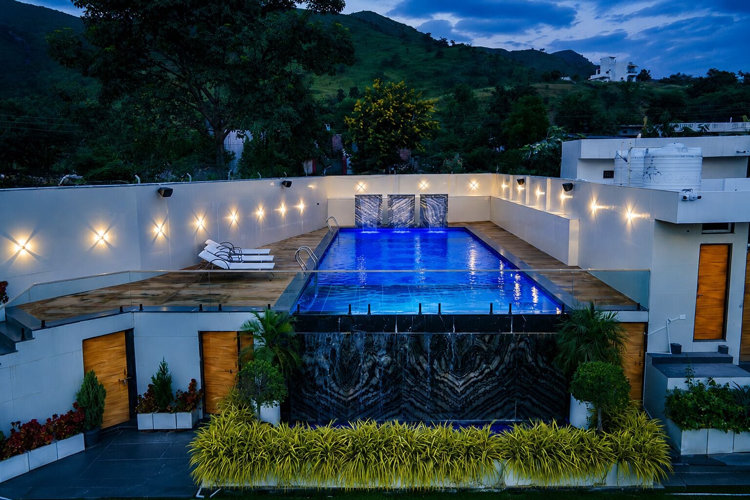 11 piscinas exteriores 