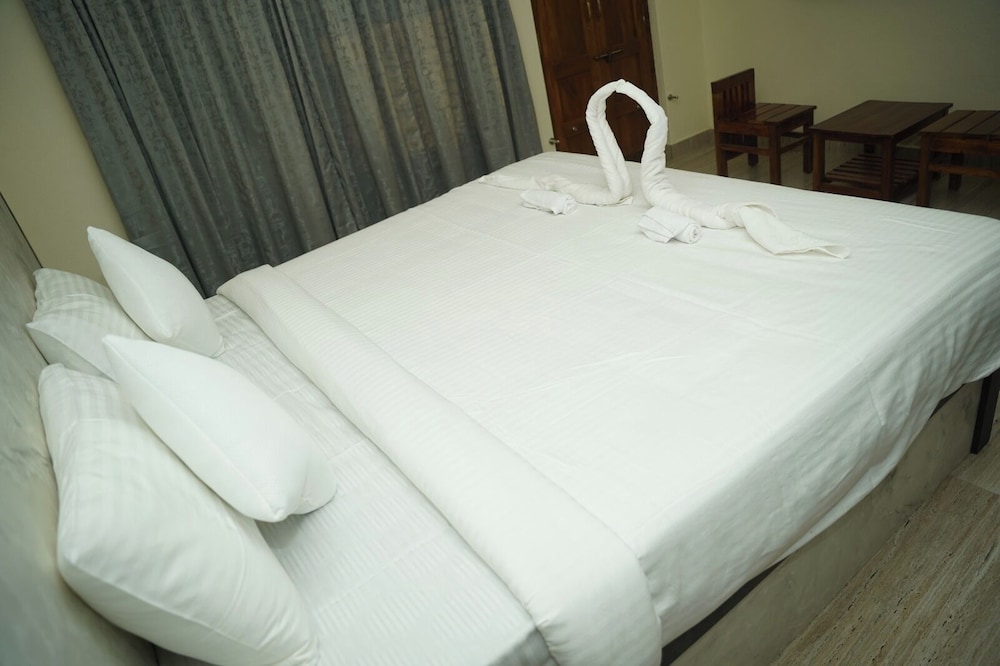 Tungabhadra Resort Hampi - Hampi