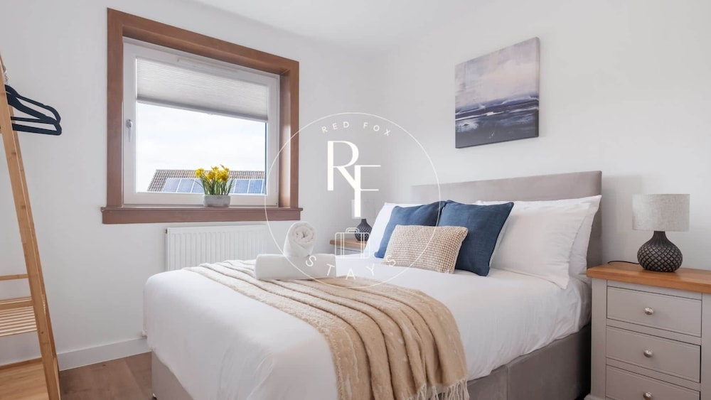 The Den at Brae Head Reviews, Deals & Photos 2026 - Stayz