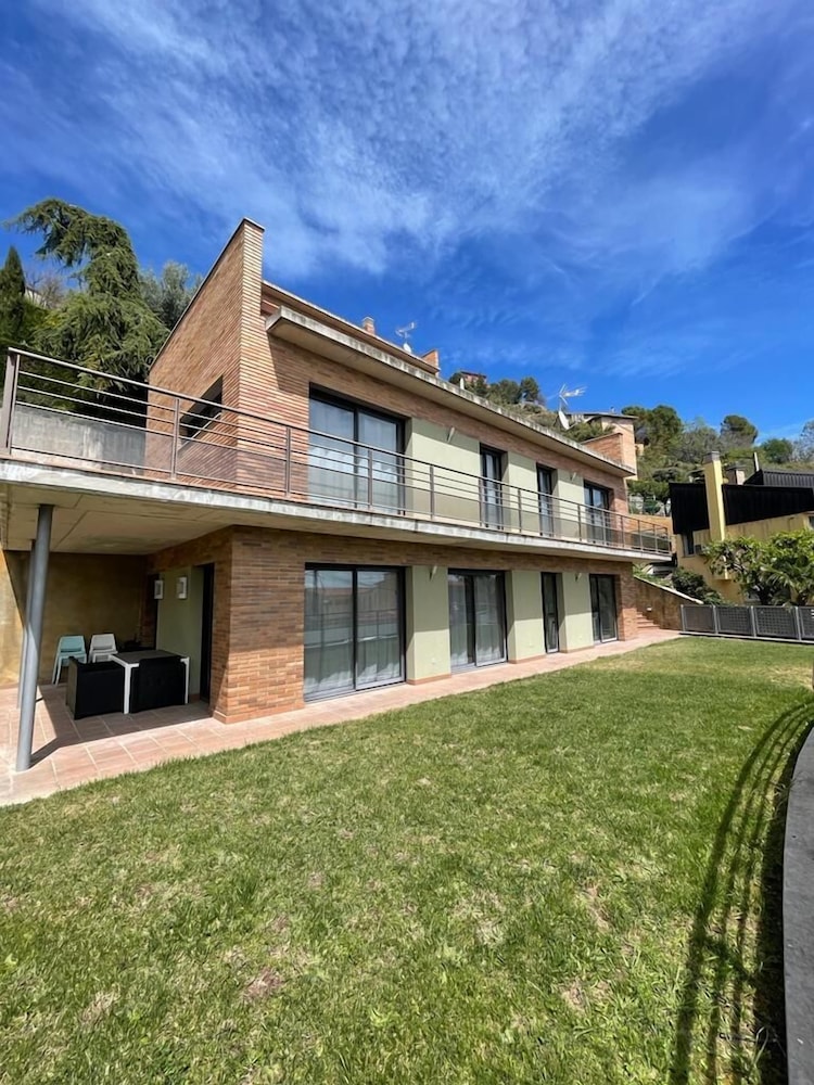 Casa Para 8 Personas En Berga - Alberga - Berga