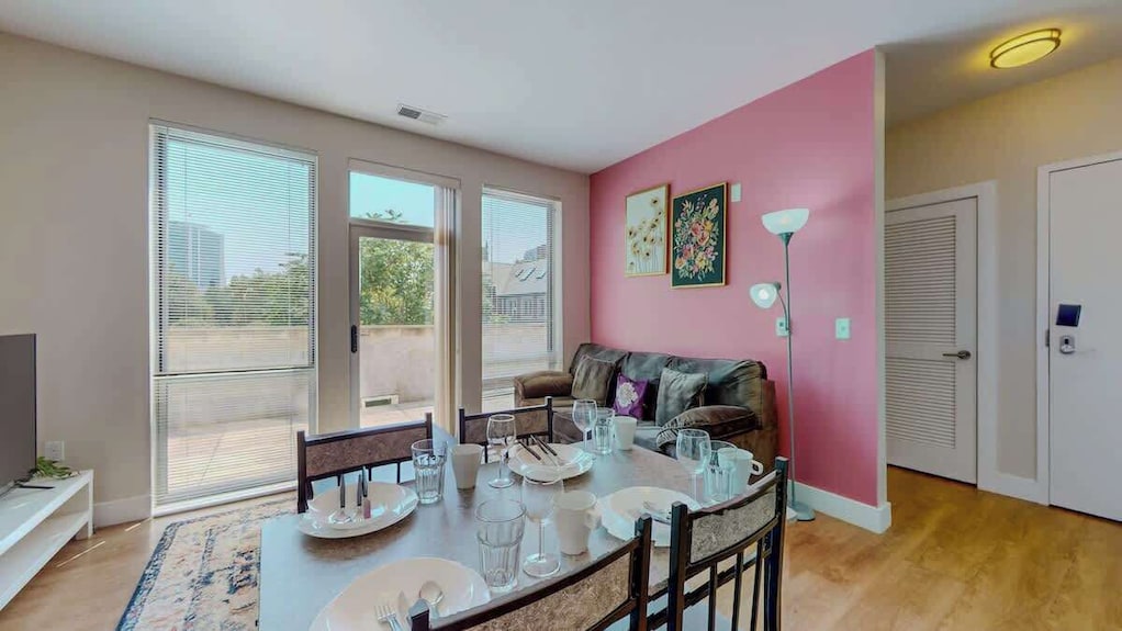 Cozy Modern Home Free Parking - New Canaan, CT