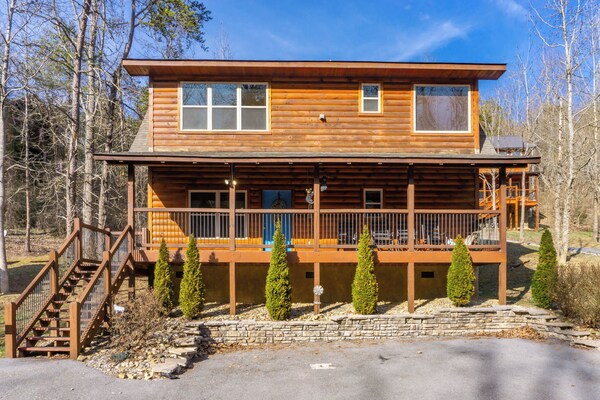 1 Mi To Parkway! Hot Tub Hideaway In Pigeon Forge - Pigeon Forge, TN