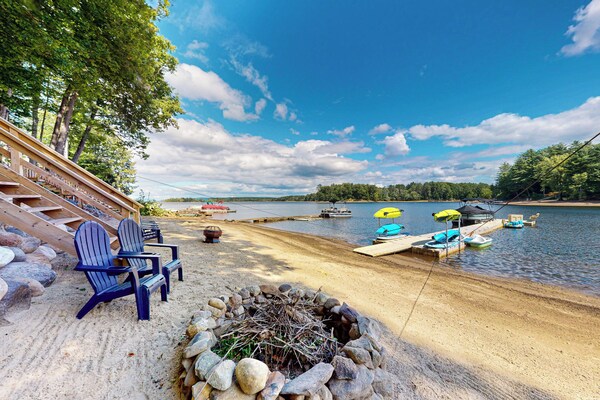 Main House + Cottage W/ Hot Tub On Sacandaga Lake - Gloversville, NY