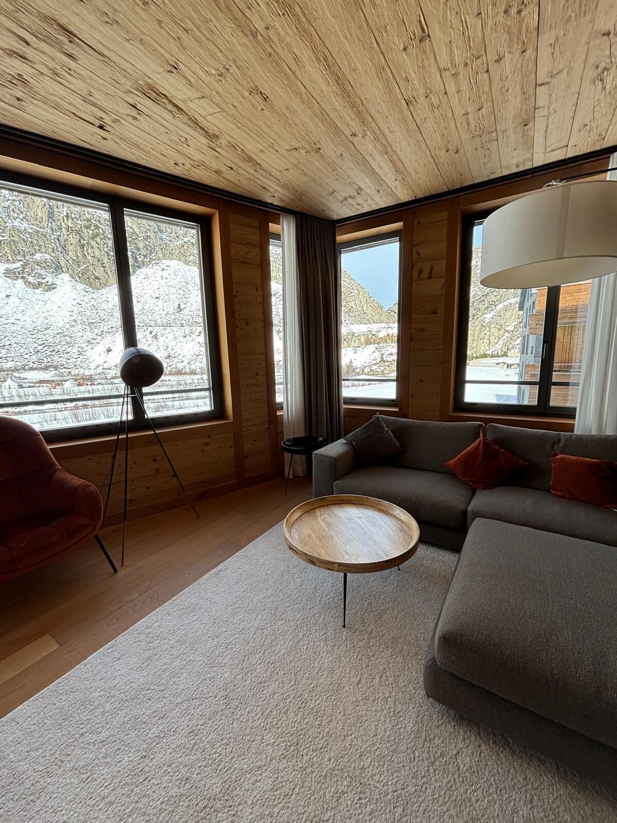 2-bedroom Apartment In Serene Andermatt Perfect For Your Getaway, With Pool - Canton of Uri