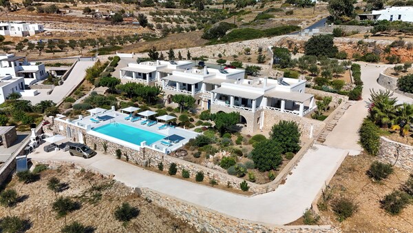Kriolithos Houses - Paros
