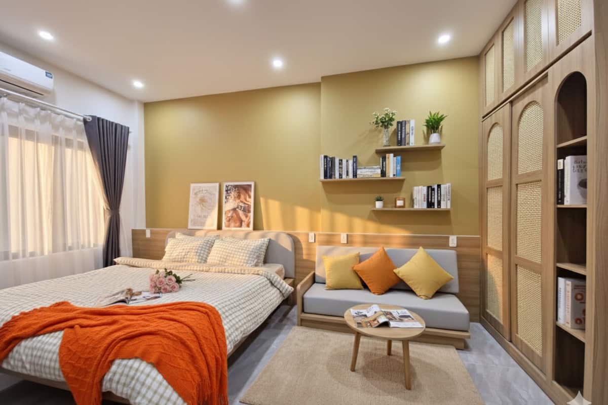 Secretária, cortinas/cortinados opacos, quartos insonorizados