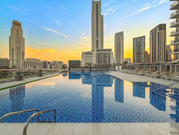 FIRST CLASS | 1BR | Creek Escape · Modern Elegance Reviews, Deals ...