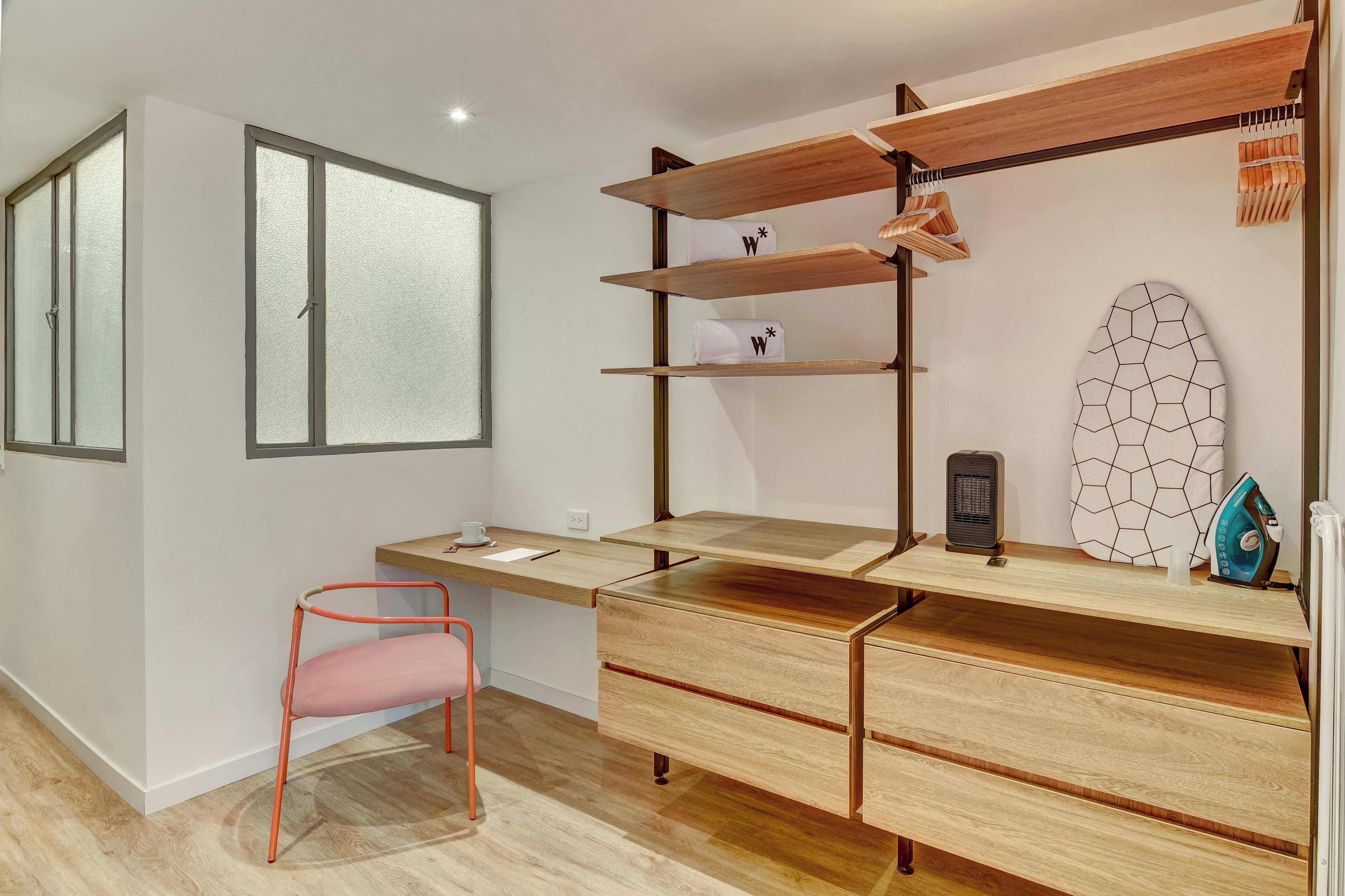 Apartamento (502) | Wi-Fi de cortesia, roupa de cama