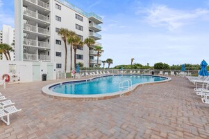 Casa, várias camas (Shorehom by the Sea 63) | Piscina | Uma piscina aquecida 