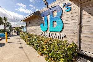 Casa, várias camas (Shorehom by the Sea 63) | Pormenores do exterior