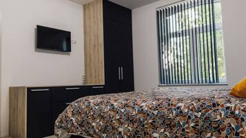 Casa superior | Cortinas blackout, ferros/tábuas de passar roupa, Wi-Fi de cortesia