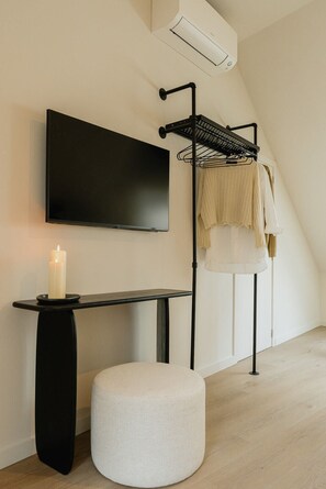 Suite-Estúdio Familiar | Secretária adequada para computadores portáteis, ferro/tábua de engomar 