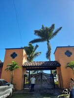 Fachada da propriedade