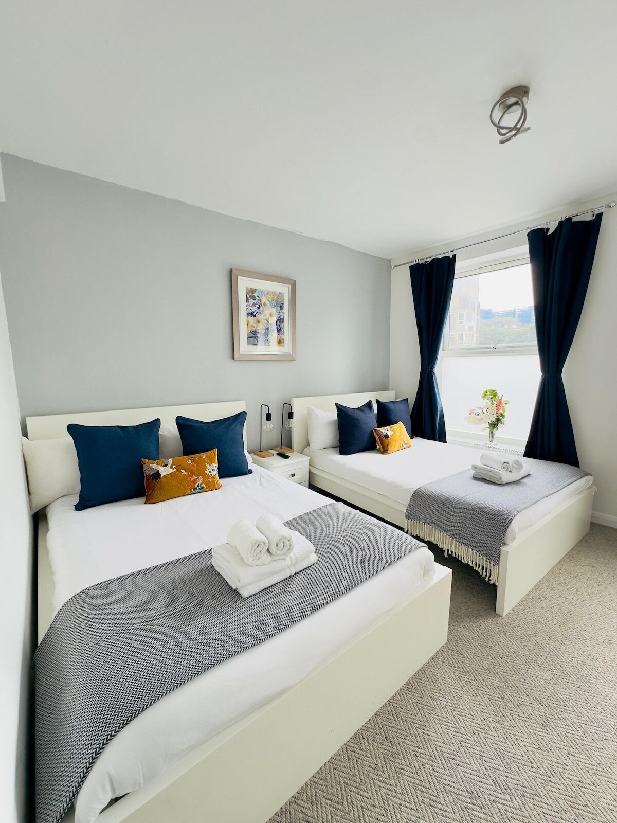 Apartamento Deluxe, casa de banho partilhada, Vista para a cidade (Quad (4-person)) | Wi-fi grátis 