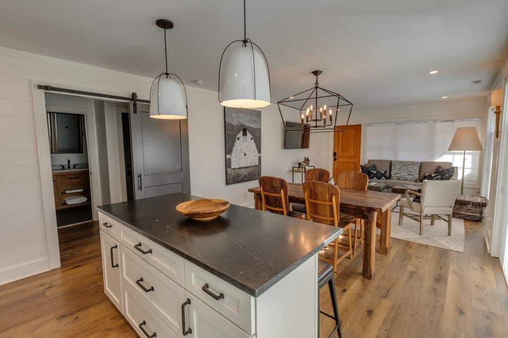 Lofts On Main - Ravenel - Highlands, NC