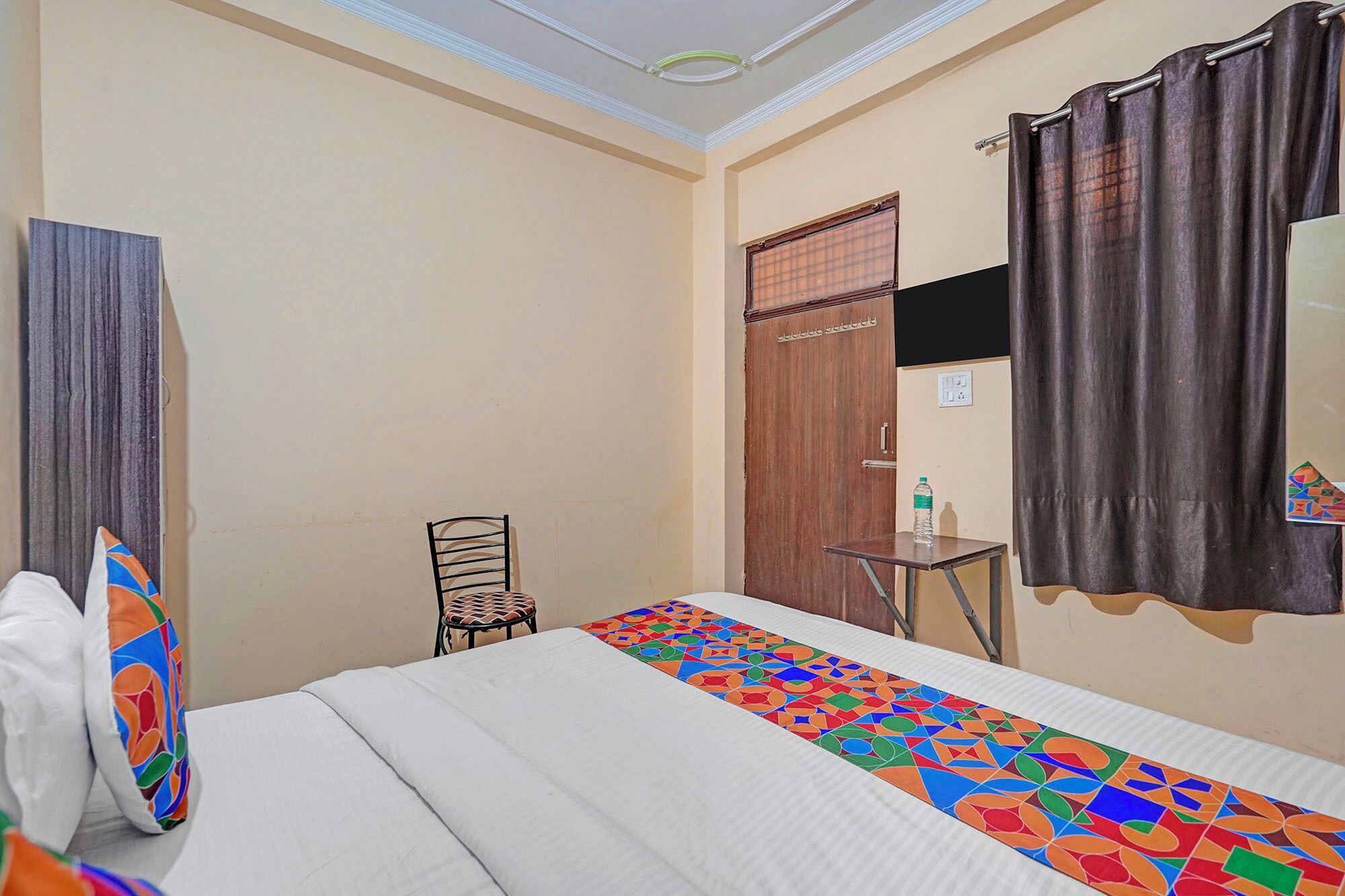 Lençóis de algodão egípcio, roupa de alta qualidade, cofre no quarto 