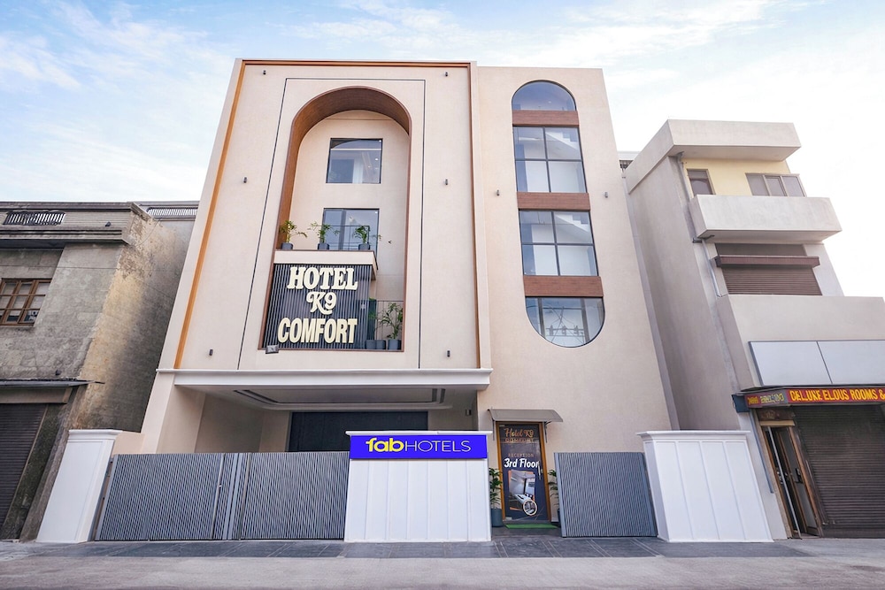 Fabhotel K9 Comfort - Ludhiana