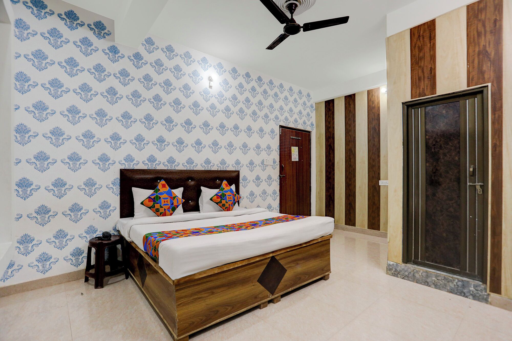 Lençóis de algodão egípcio, roupa de alta qualidade, cofre no quarto 