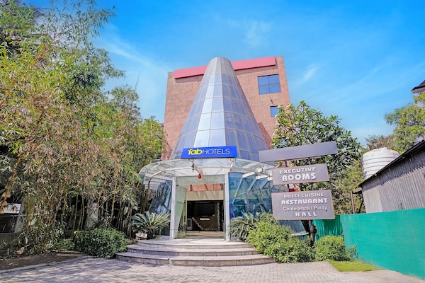 Fabhotel Satyan Inn - Shirdi
