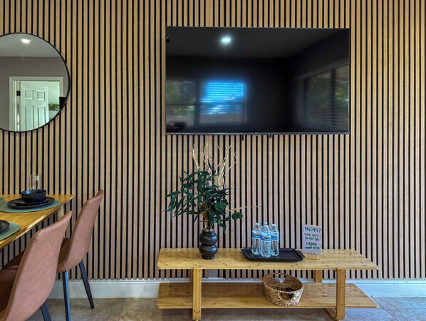 20%Off The Jungle APT/ 10 min Beach & Airport Reviews, Deals & Photos ...