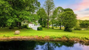 Pondfront Gem Minutes from Hudson’s Best Shops & Cafes | The Stillwater ...