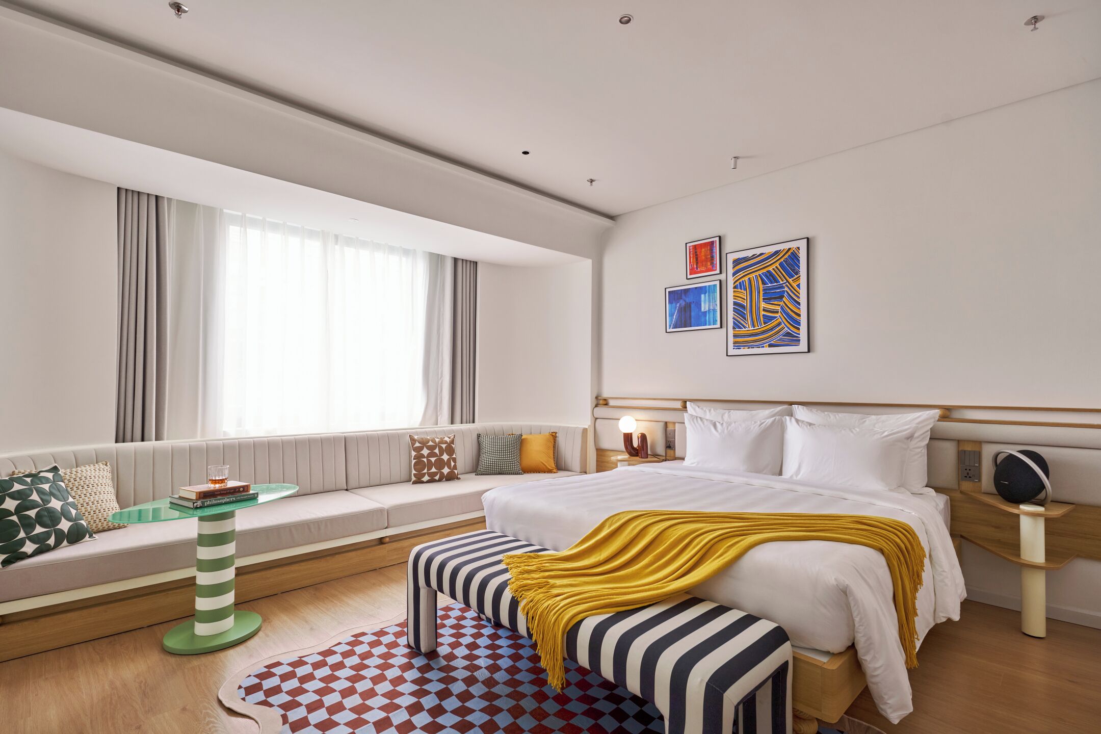 Quarto Premier, Vista para a cidade | Cofre no quarto, secretária, cortinas/cortinados opacos 