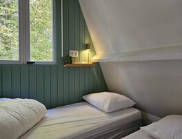 Chalé | 2 quartos, roupa de cama