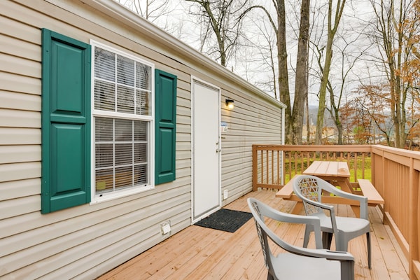 Blue Ridge Base Camp: Resort Cabin In Waynesville - Waynesville, NC