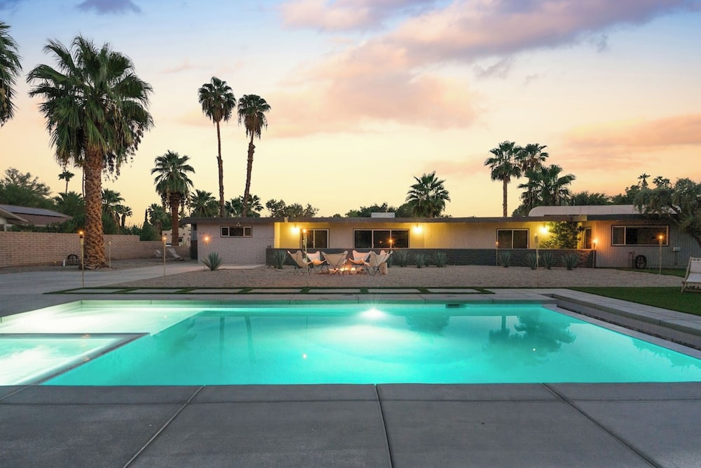 3br Designer Hideaway W/ Private Pool, Spa - California