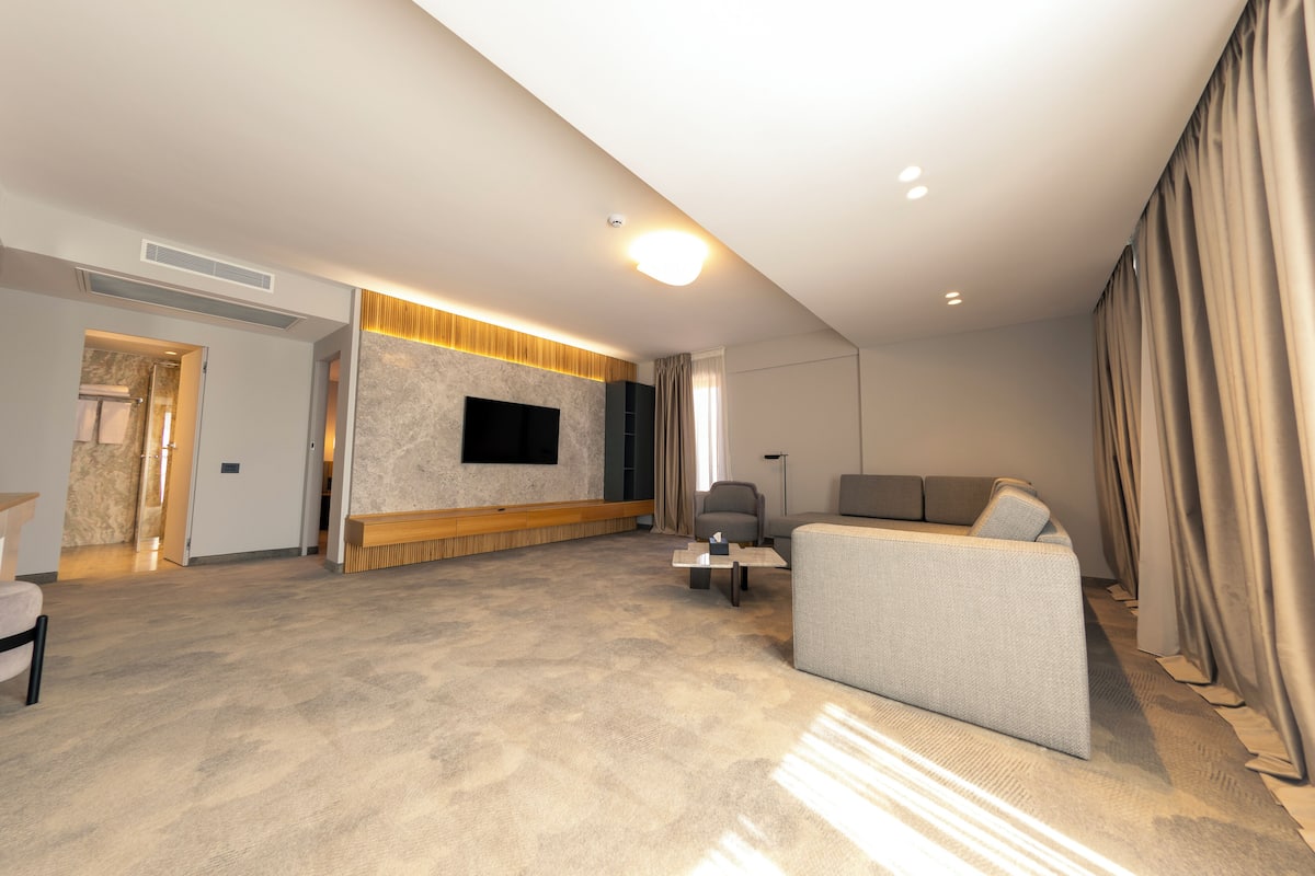 Apartamento Superior, varanda, Vista para a cidade | Sala de estar