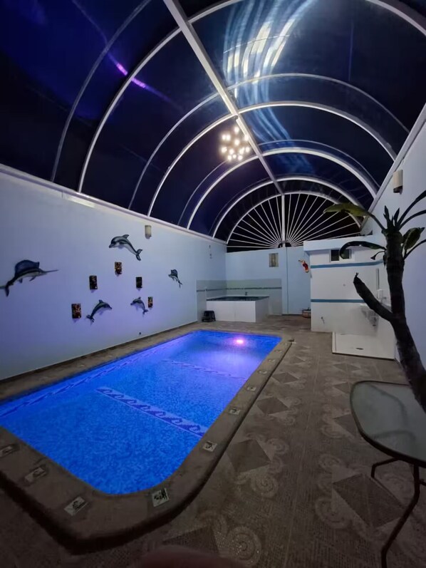 Casa familiar con piscina en buena ubicación Reviews, Deals & Photos ...