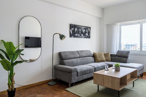 Bastia - Skyline 1-br Apt In Nicosia - Cyprus
