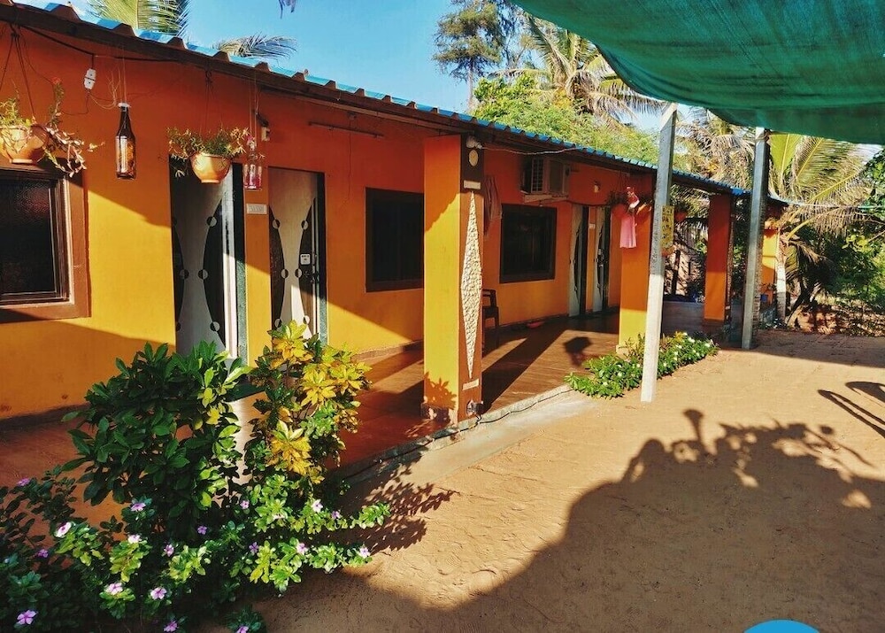 Athaang Beach Resort - Maharashtra