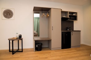 Quarto casal luxo, cozinha americana | Cozinha privada | Geladeira, micro-ondas, fogão, cooktop
