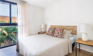 Casa, várias camas, varanda, vista para o jardim (Torres del Mar 1202) | 2 quartos, com decoração personalizada, com mobília individualizada 