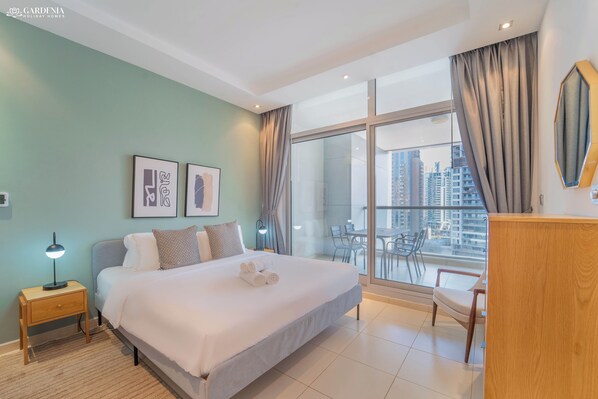 Dubai Marina View Lit Apartment SkyView Tower Reviews, Deals & Photos ...