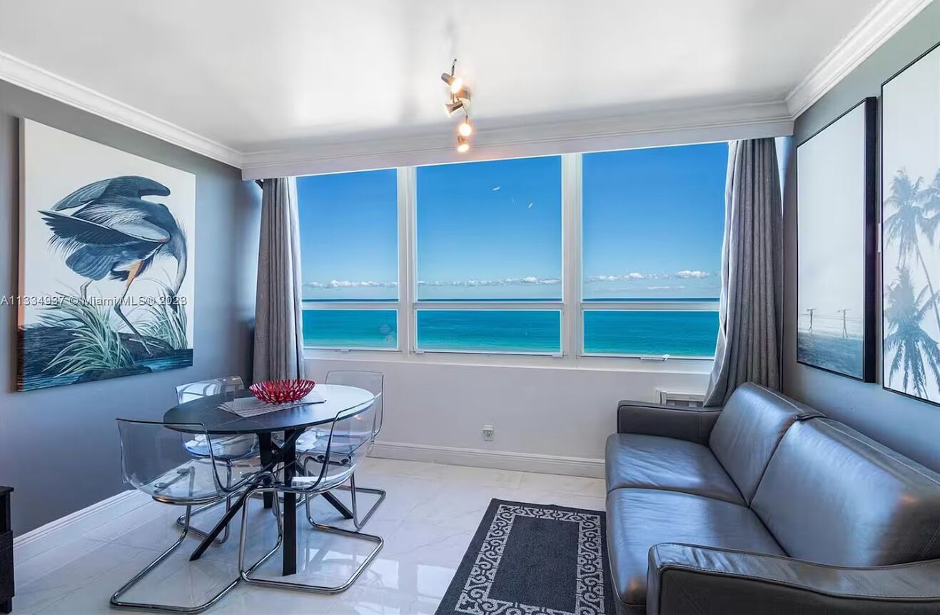 7th Miami Beach  Ocean View  Free Valet Parking - South Beach, FL
