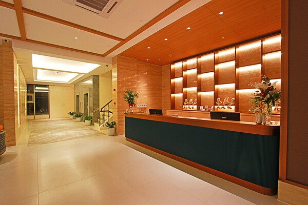 Luxu Hotel And Resort - Panglao