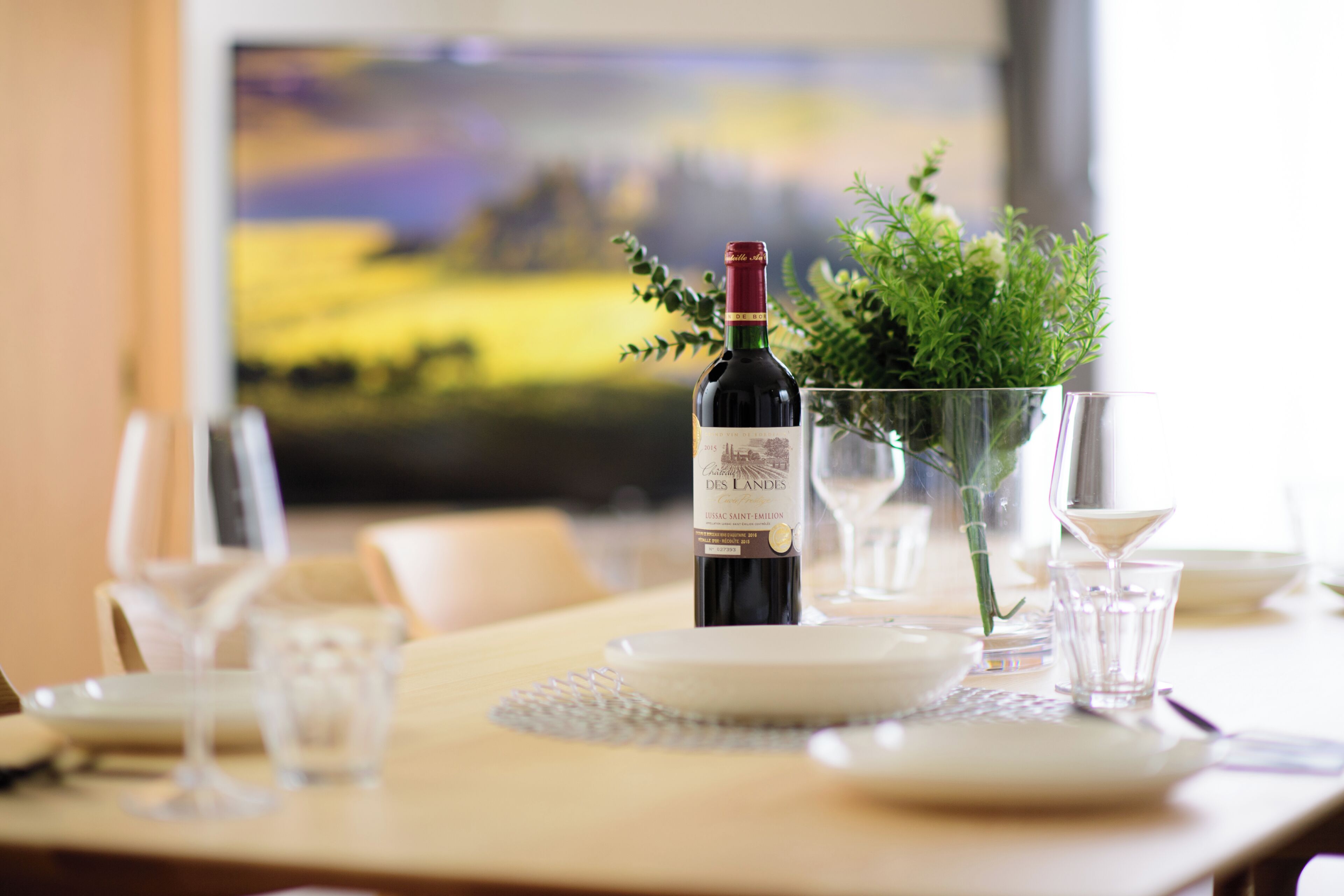 Apartamento standard, sacada, vista para a cidade | Opções para refeição no quarto