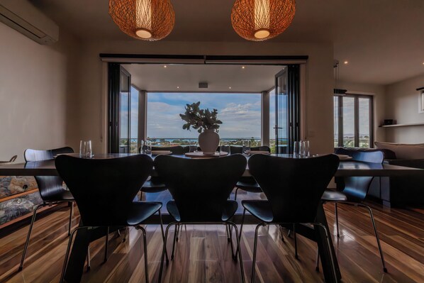 TRA' HOUSE - RYE BEACH RETREAT Whole house 4 bedrooms 2.5 Bathrooms ...