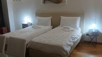 Apartamento Comfort | Cortinas/cortinados opacos, ferro/tábua de engomar, Wi-fi grátis