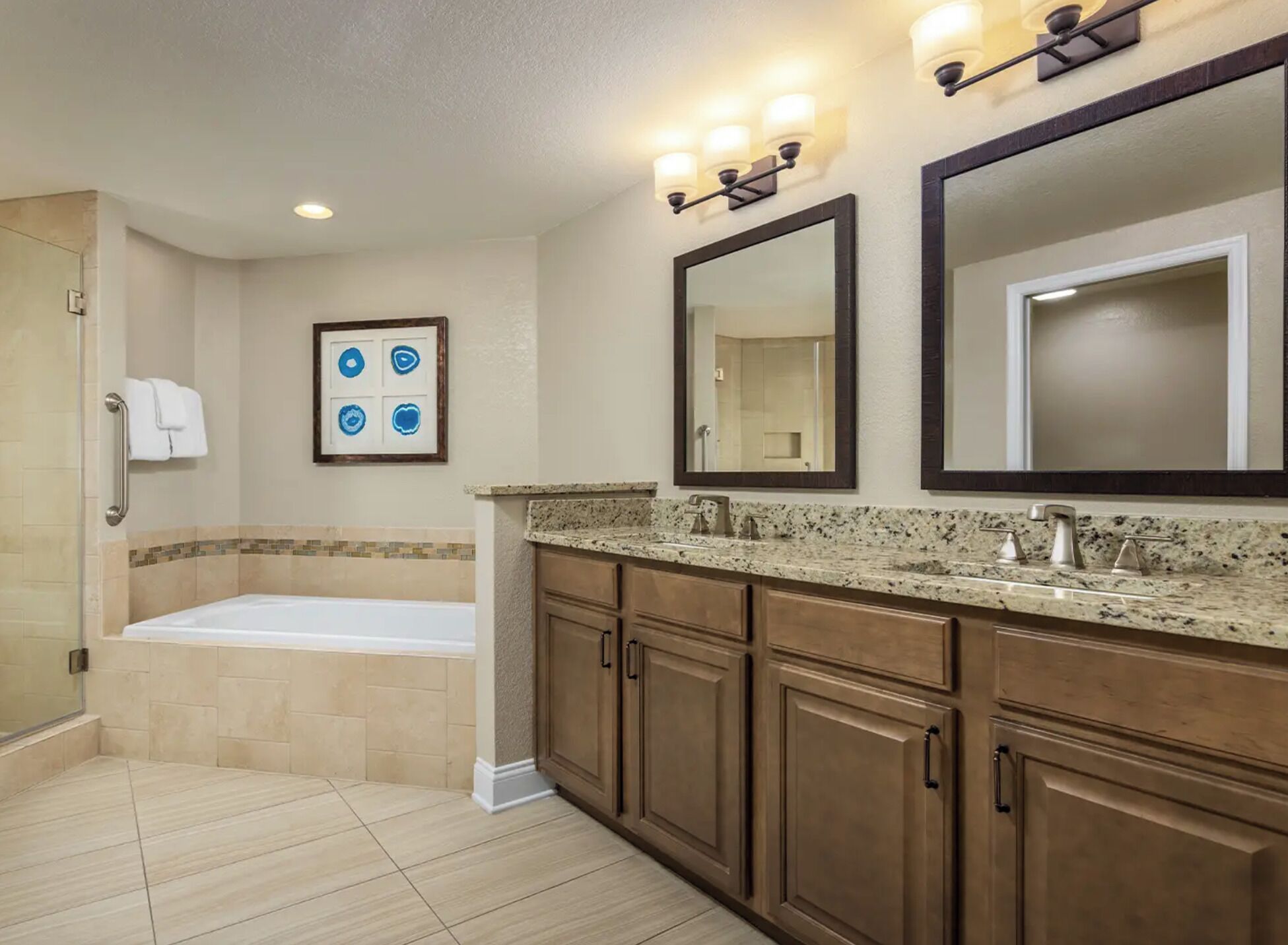 Apartamento, 2 quartos, acessível, terraço | Casa de banho