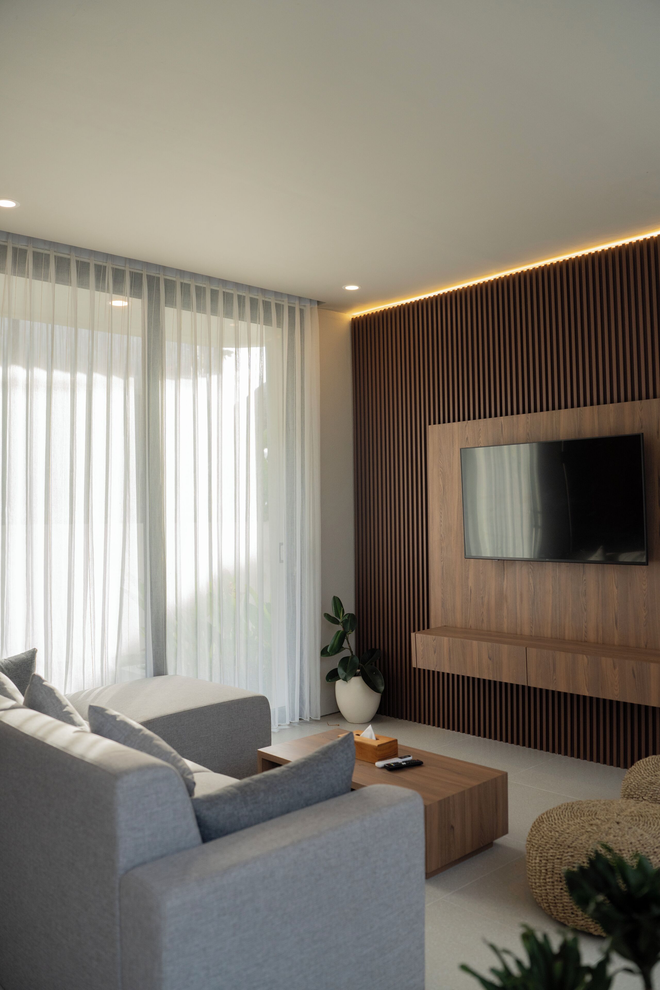 Vila elite | Área de estar | TV LCD 32 polegadas com canais a cabo