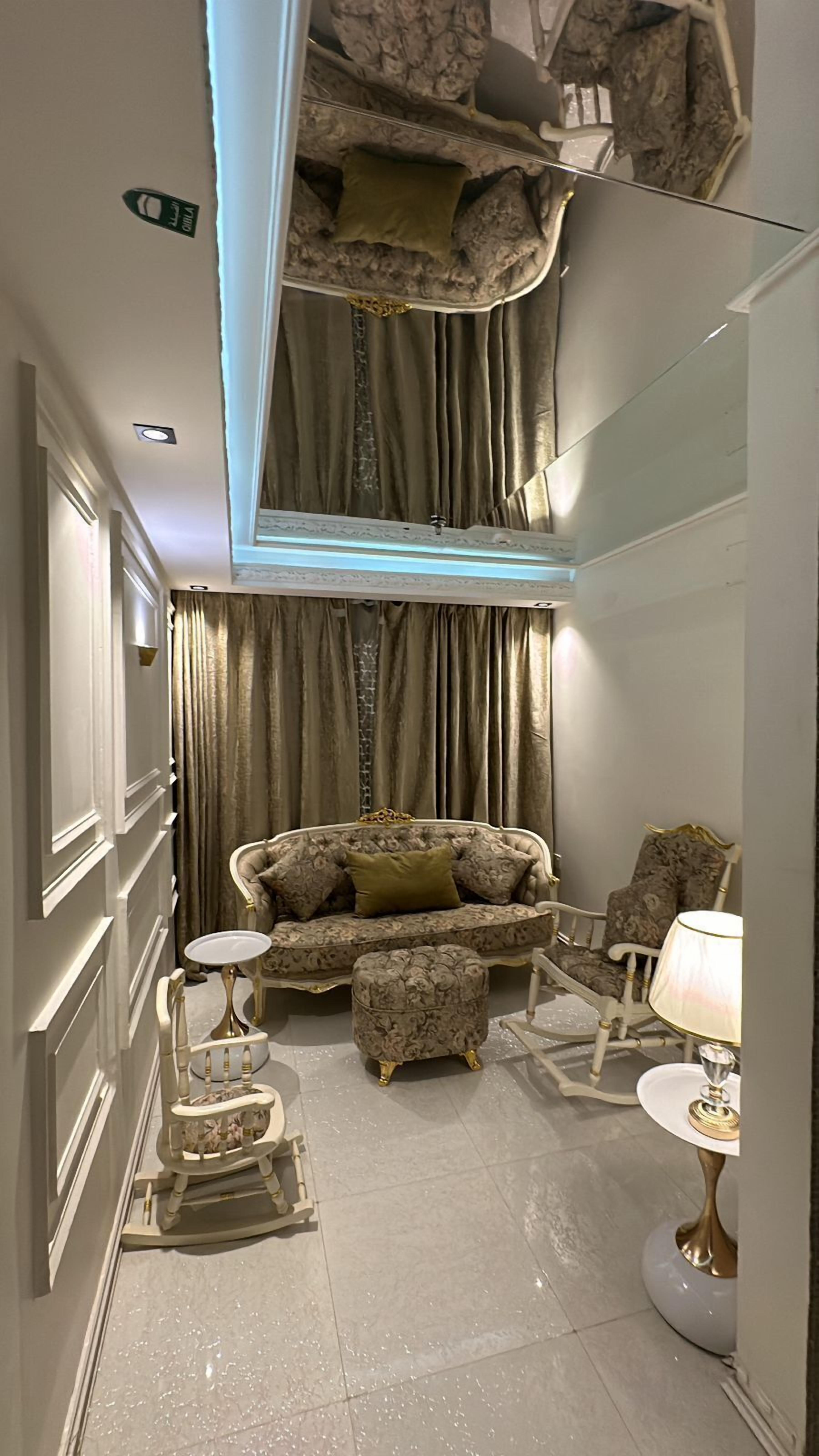 Suíte premier | Área de estar | Smart TV 50 polegadas com canais digitais