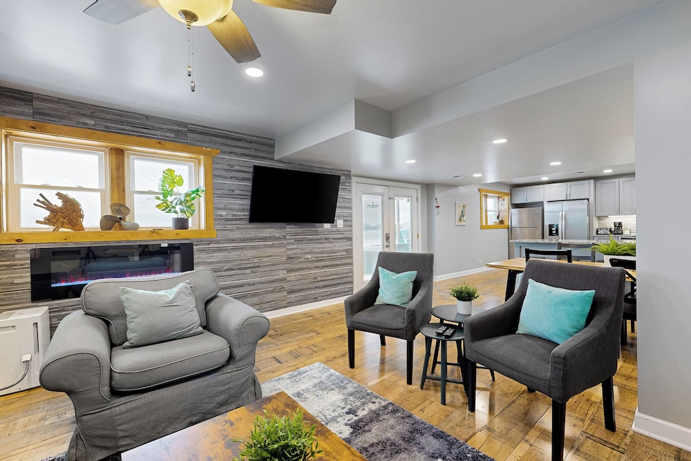 Casa De Nello - Charming Family Home! - Silver Lake, Salem