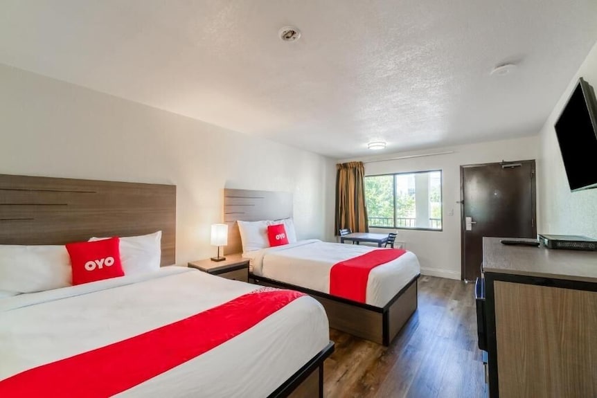 3 Rooms Ready W/ 2 Queen Beds Near Meyer Park Pet-friendly - Tomball, TX