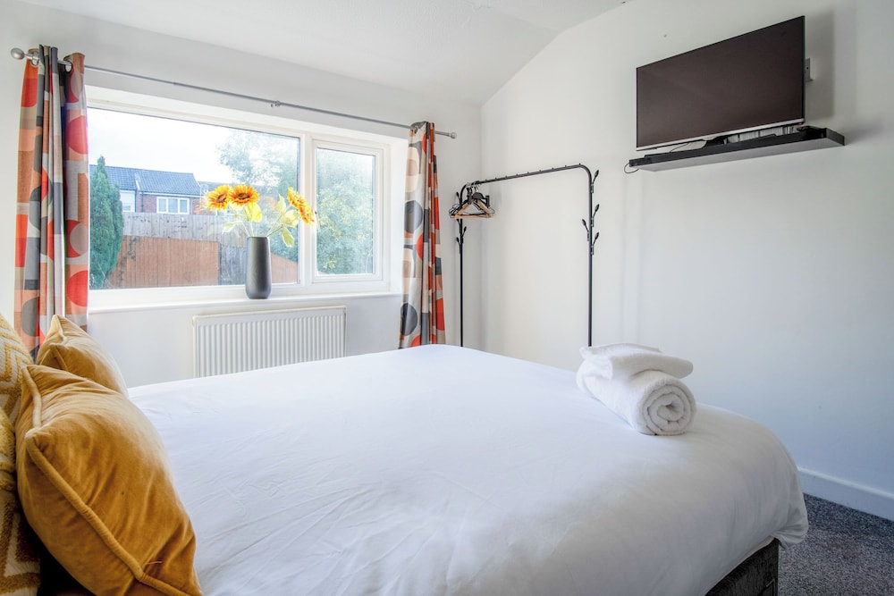 Gellionen - 2 Bedroom House - Clydach - Carmarthenshire