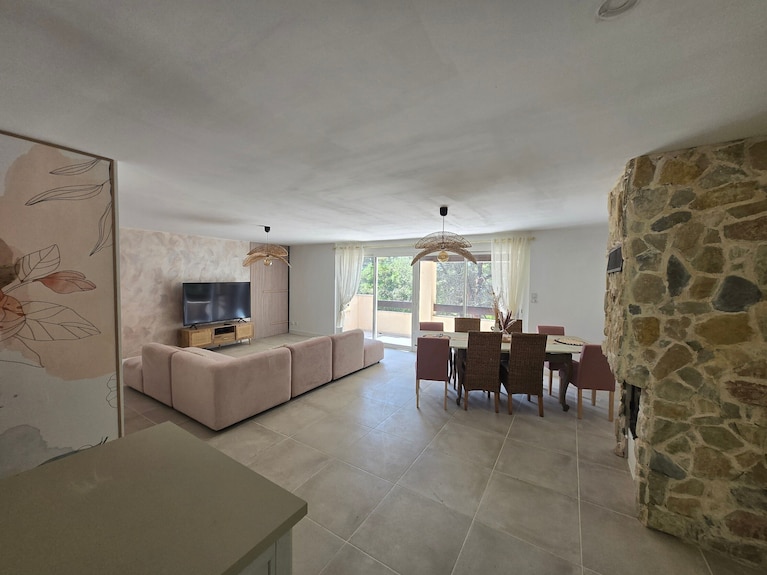 Villa « House 20 » Avec Piscine Partagée, Wi-fi Et Climatisation - Saint-Zacharie