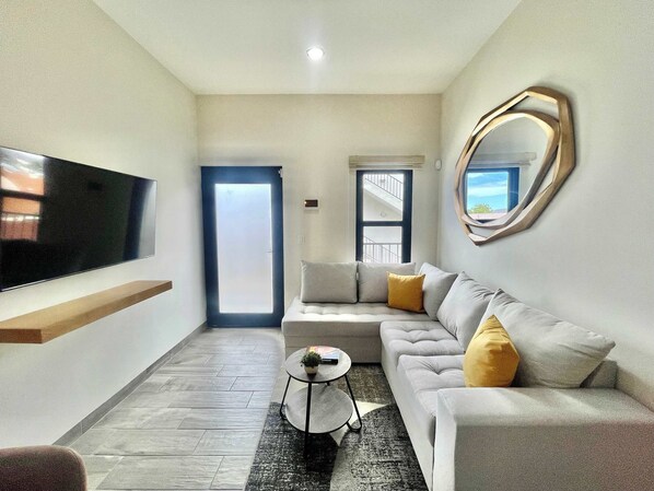 2BR Downtown Oceanview Private Rooftop + Pool + Parking Reviews, Deals ...